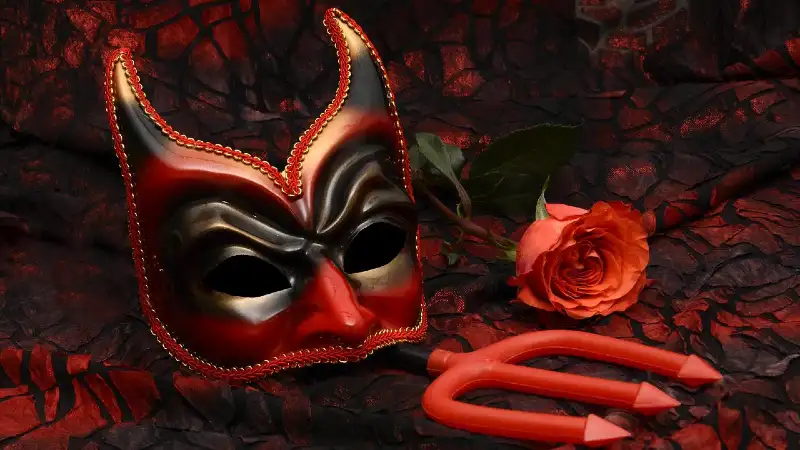 Stunning Devil Costume Ideas | Canny Costumes